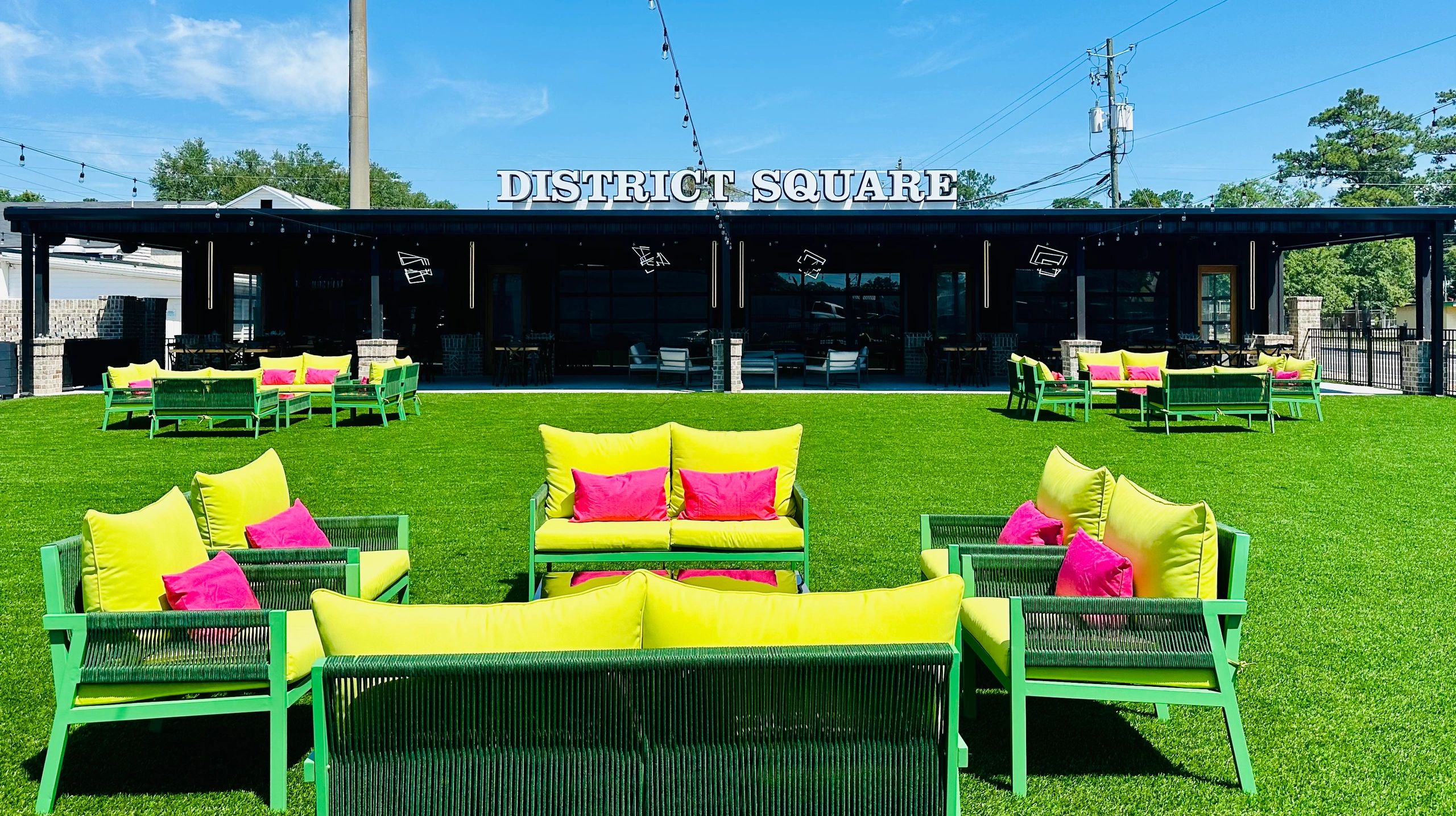 District Square Food Hall